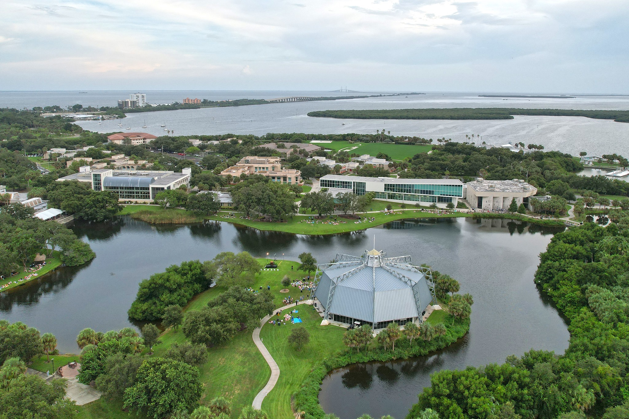 National Poetry Month – Free Reading Series - Creative Pinellas