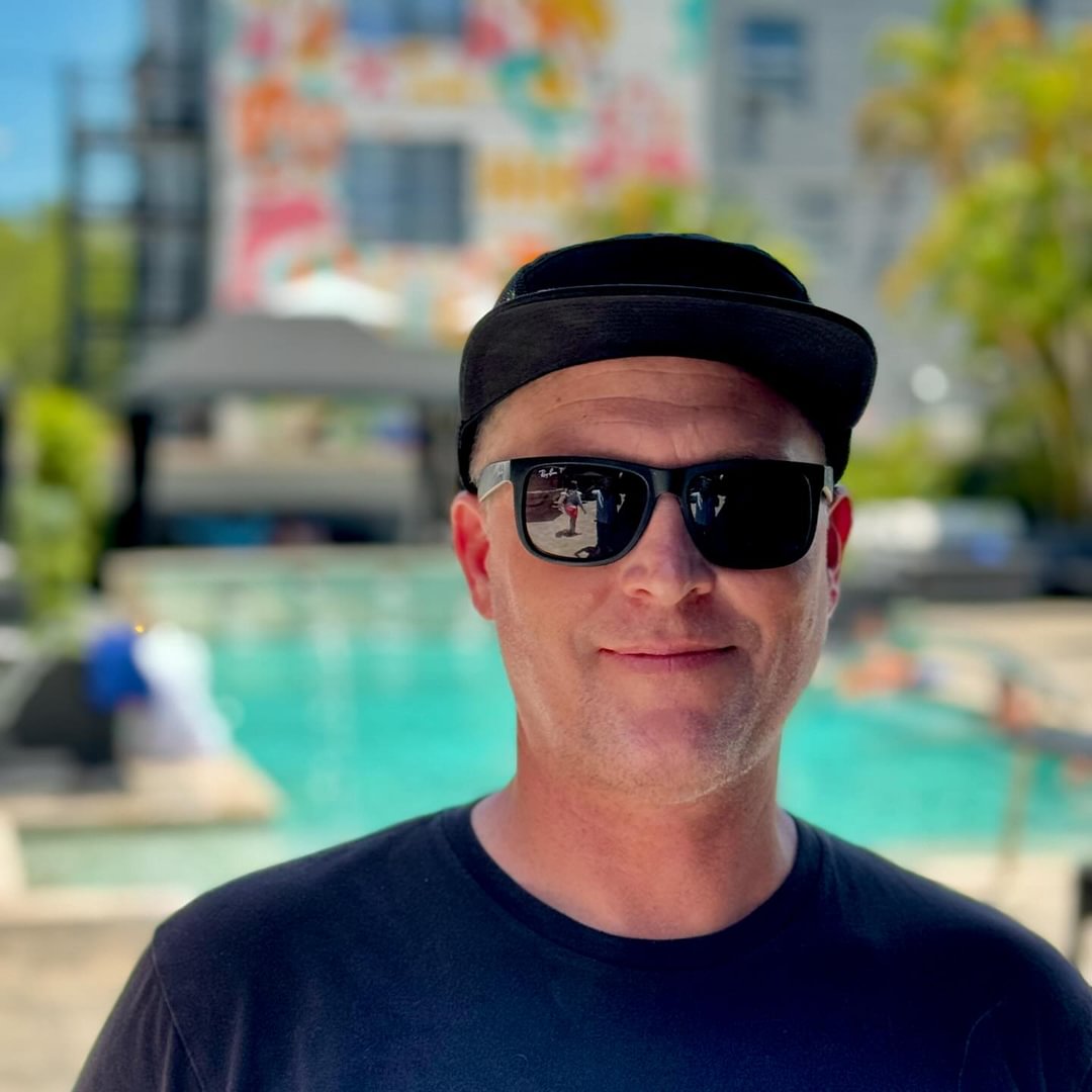 The Hollander Hotel & Artist Chad Mize - Creative Pinellas